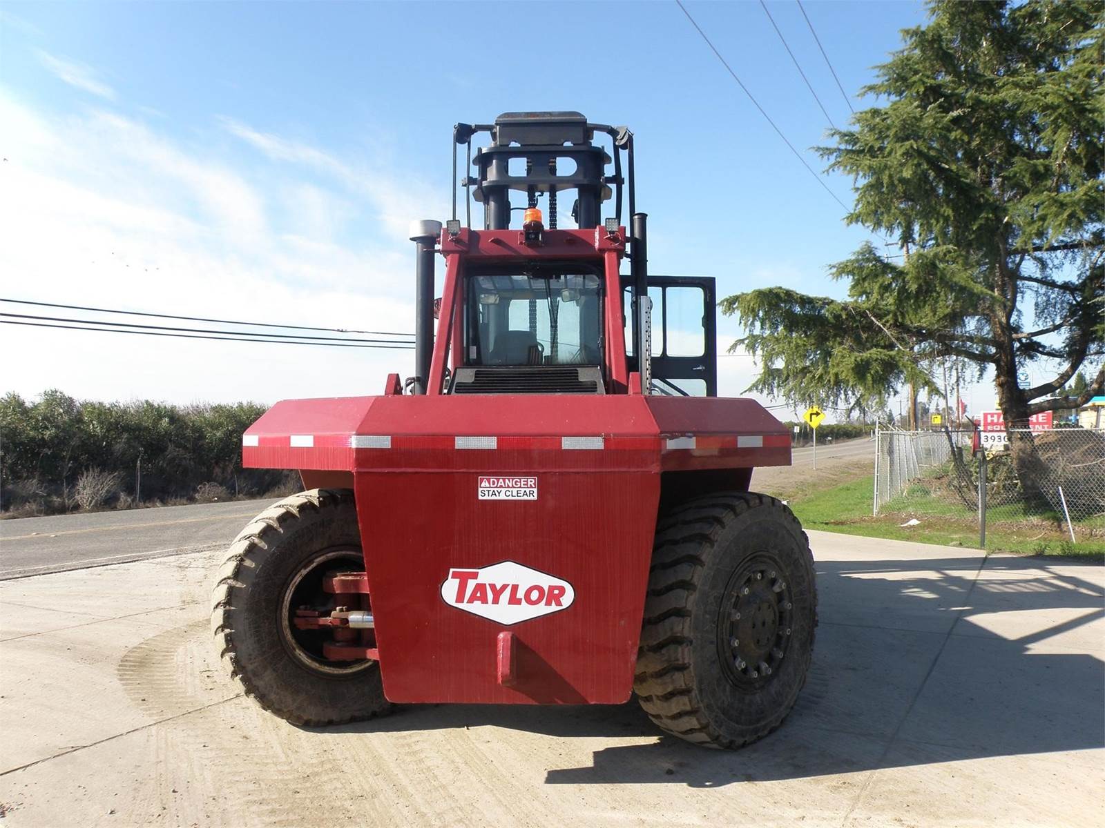 2004 Taylor T520M Pneumatic Tire Forklift For Sale | Chico, CA | HE ...