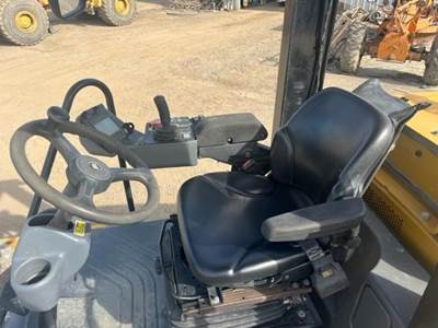 2019 Caterpillar CS54B Vibratory Soil Compactor For Sale, 2,380 Hours ...