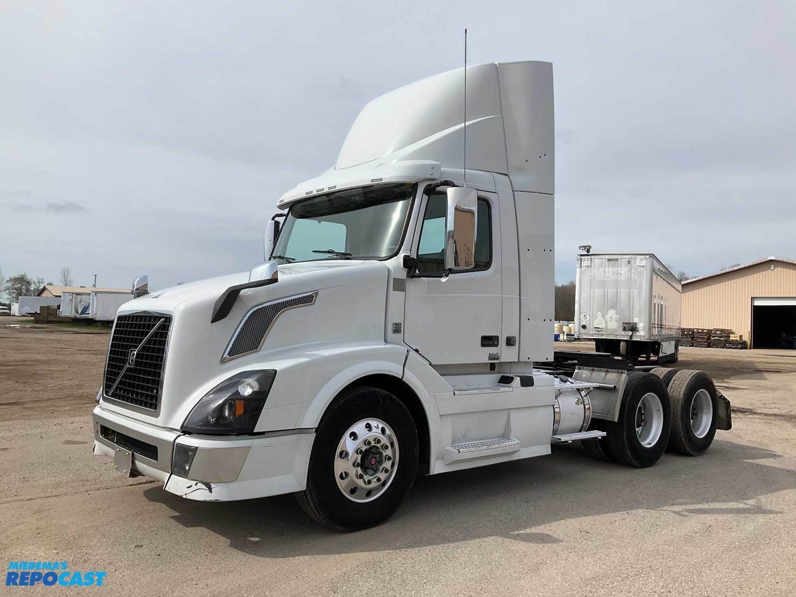 2015 Volvo VN Day Cab Truck For Sale | Wayland, MI | 2-13573 (514 ...