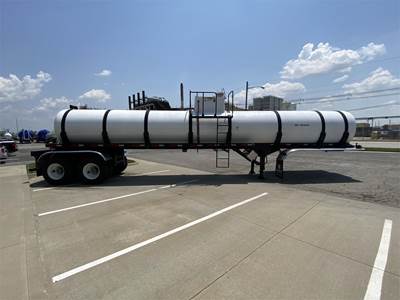 2025 POLY-COAT SYSTEMS 5400 GALLON DOT 412 FRP BLEACH AND CHEMICAL TANK ...