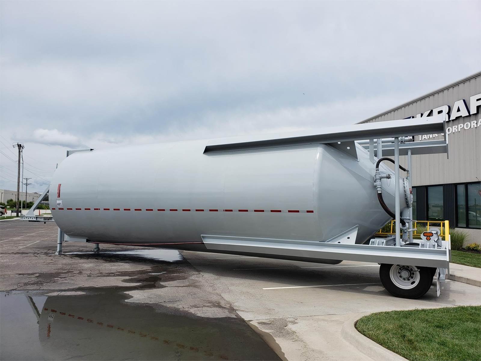 2024 Gallegos PORTABLE 4000 CUBIC FOOT DRY BULK VERTICAL SILO Dry Bulk ...