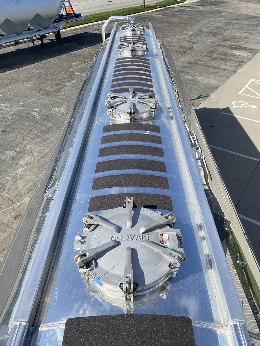 2024 J & L 1636 DRY BULK FOOD GRADE PNEUMATIC TRAILER Dry Bulk ...