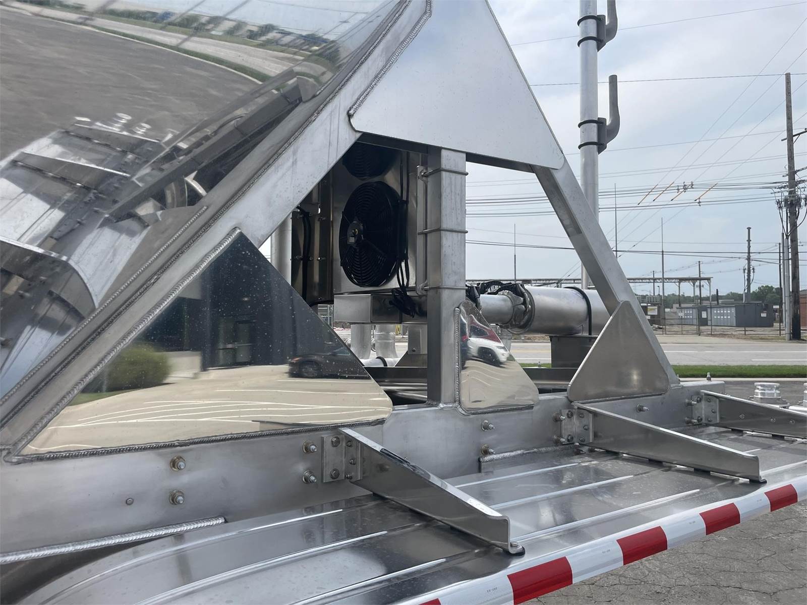 2024 J & L 1636 DRY BULK VACUUM TRAILER WITH DISC BRAKES Dry Bulk ...