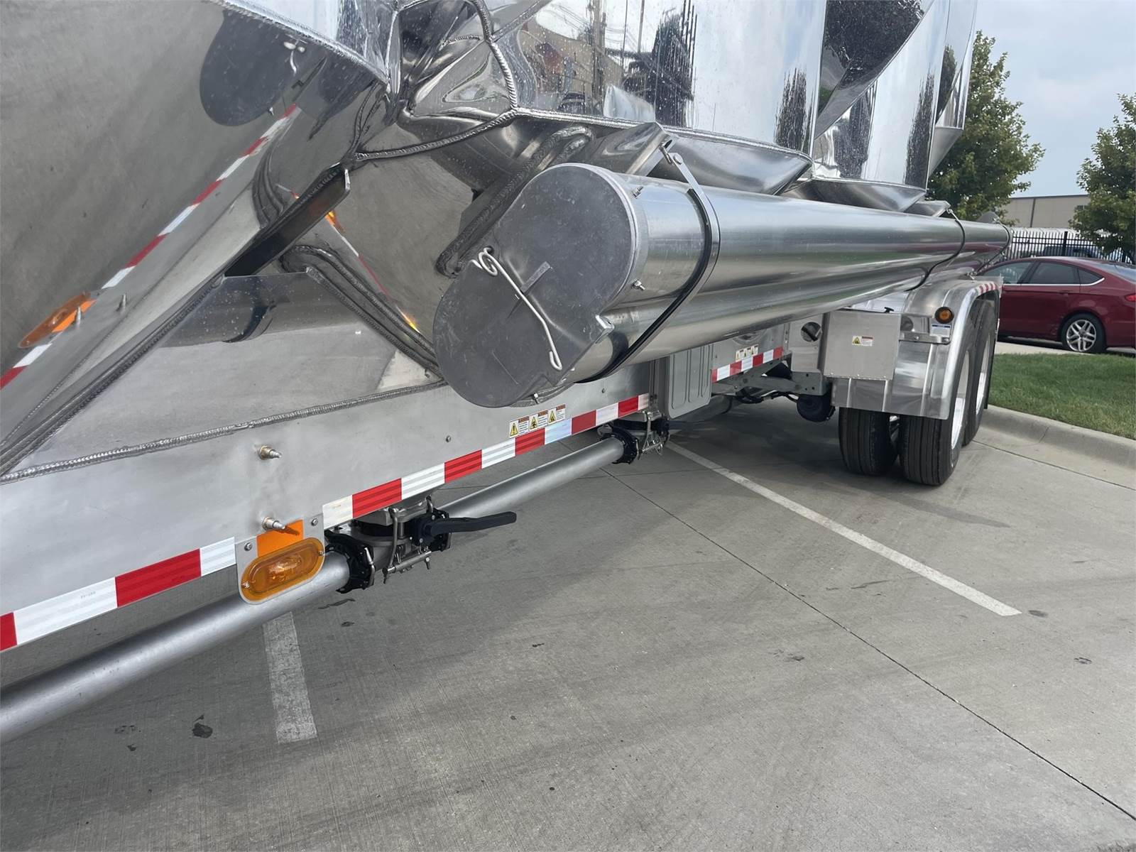 2024 J & L 1636 DRY BULK VACUUM TRAILER WITH DISC BRAKES Dry Bulk ...