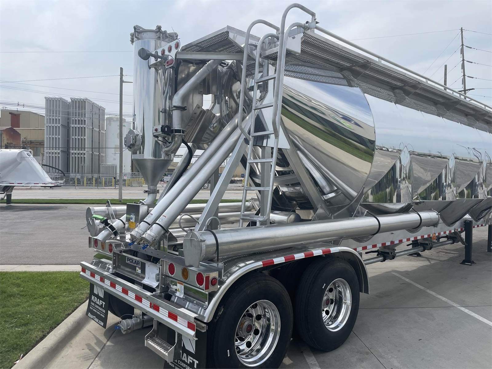 2024 J & L 1636 DRY BULK VACUUM TRAILER WITH DISC BRAKES Dry Bulk ...