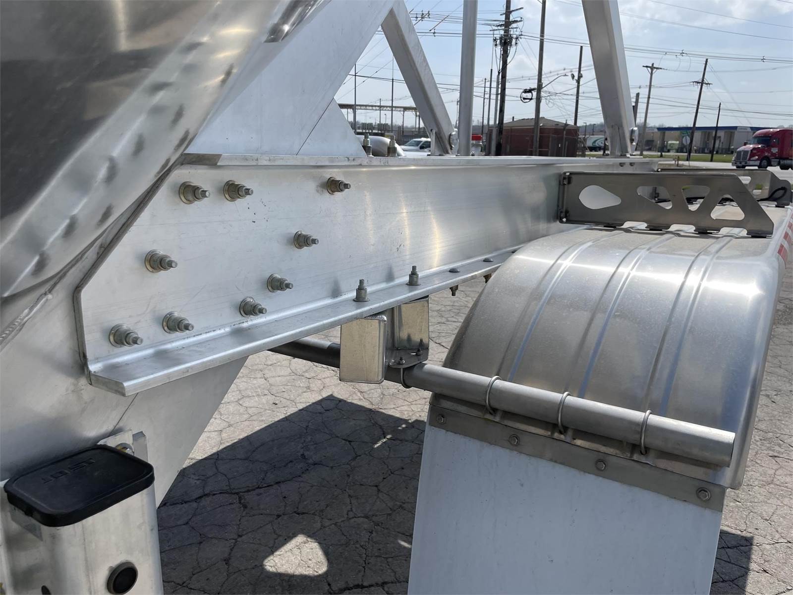 2024 Polar 940 LIGHTWEIGHT TWO HOPPER CEMENT TRAILER Dry Bulk ...