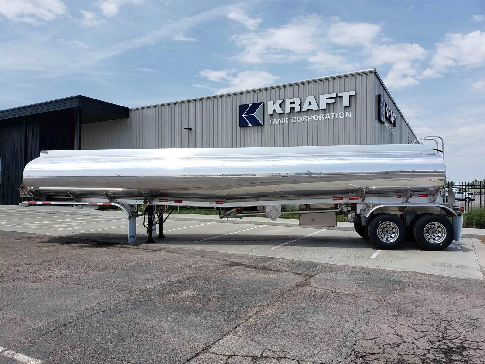 2025 Polar 9200 GALLON SINGLE COMPARTMEN JET FUEL TANK W DISC Fuel ...