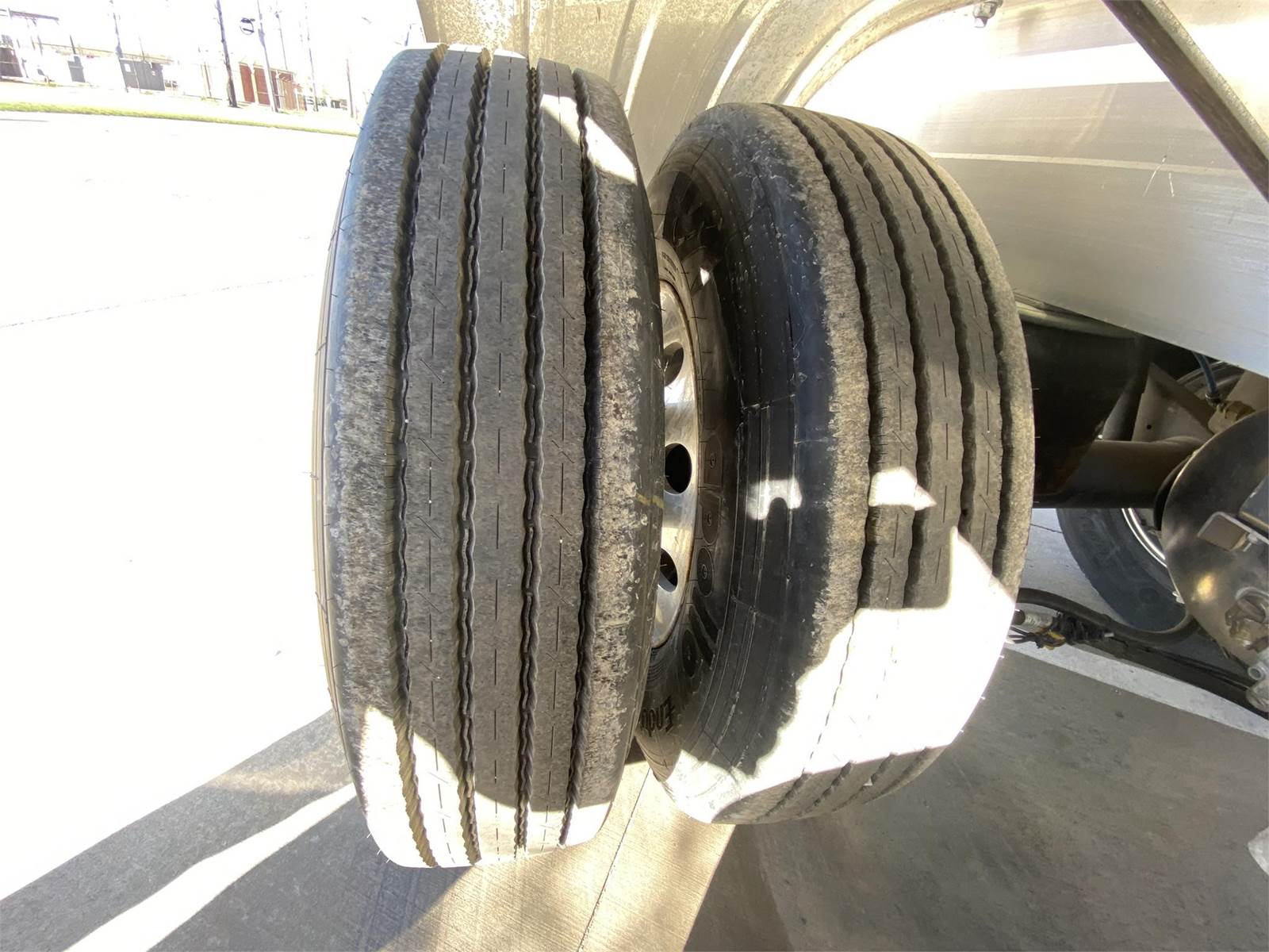 2024 Polar 9500 X 4 DOT 406 PETROLEUM TANK WITH DISC BRAKES Fuel Tanker ...