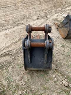 DBE 12" GP BUCKET, fits mini excavator --(LOCATED IN COLTON, CA) For ...