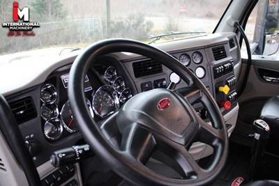 2021 Peterbilt 567 Daycab Tri Drive 88k Miles 3900 Hours For Sale ...