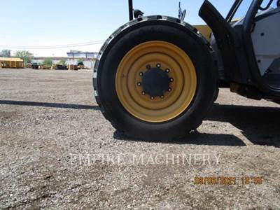 2016 Caterpillar TL943D Telehandler For Sale, 3,340 Hours | Apache ...