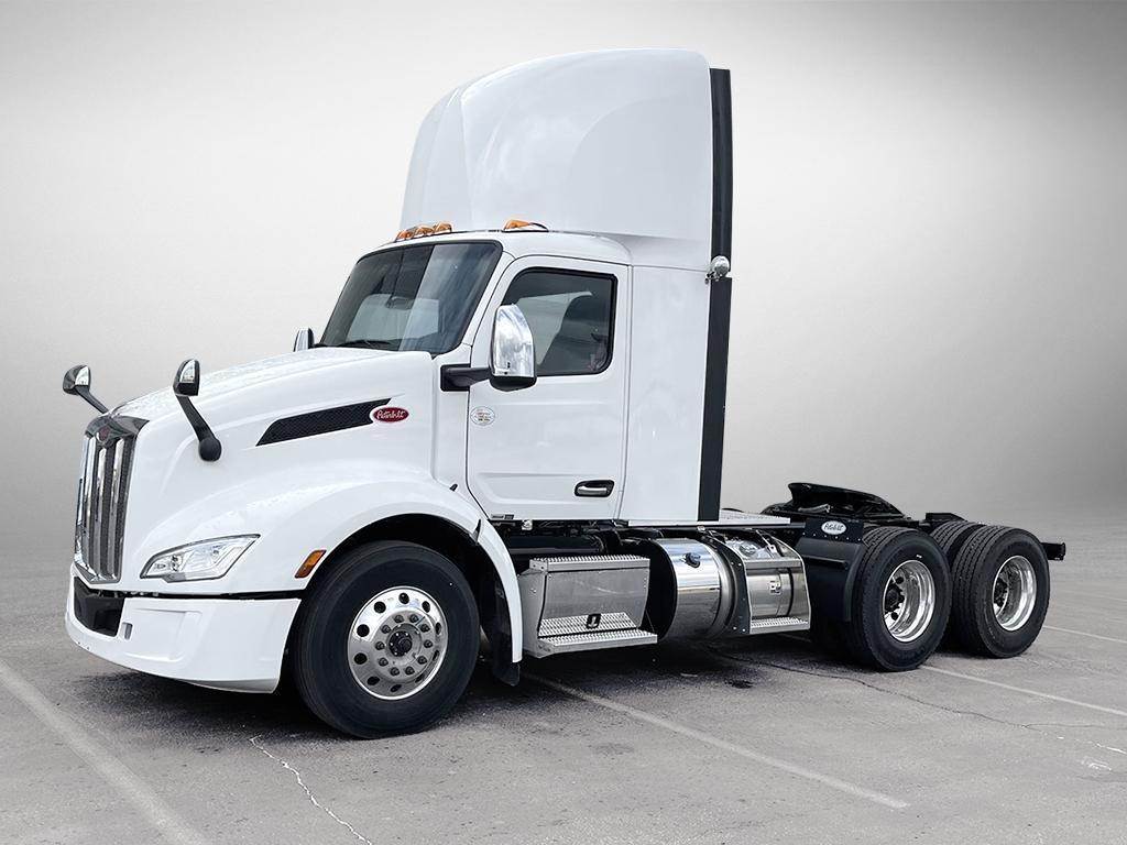 2024 Peterbilt 579 Day Cab Truck - Paccar 455HP For Sale, 3 Hours ...