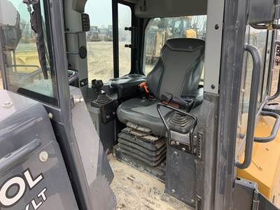 2021 John Deere 700L Dozer For Sale, 3,801 Hours | Windsor, ON, Canada ...