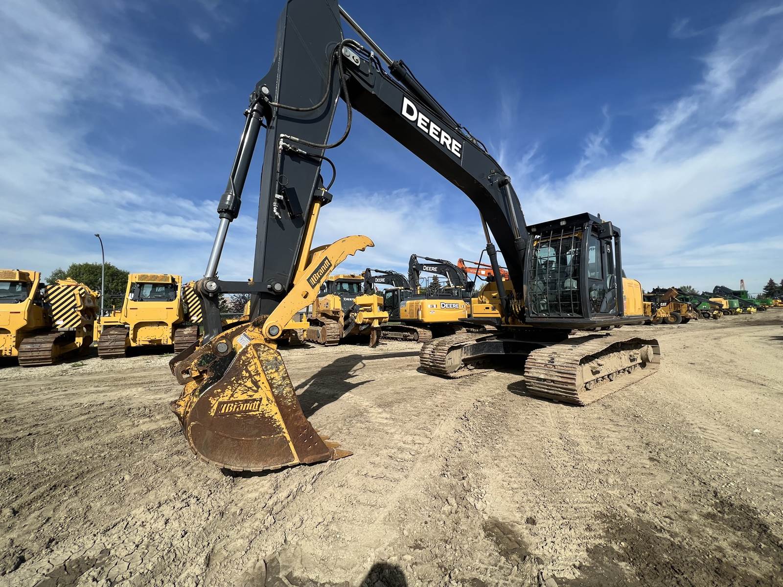 2019 250G LC Excavator For Sale, 4,462 Hours | Edmonton, AB, Canada ...