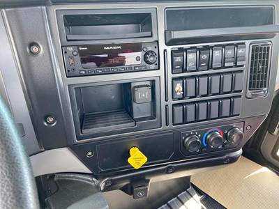 2024 Mack MD7 Flatbed Truck - 300HP For Sale, 110 Miles | Calgary, AB ...