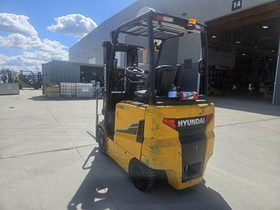 2015 Hyundai 25BC-9 Forklift For Sale, 7,022 Hours | Calgary, AB ...