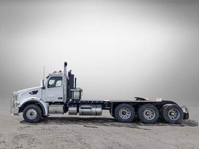 2023 Peterbilt 567 Tri Axle Sleeper Semi Truck - Paccar 510HP For Sale ...