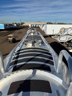 2018 Heil 1040 CU FT PNEUMATIC, AIR RIDE, 3 HOPPERS, 3 DOME Dry Bulk ...