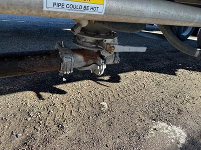 2015 MAC MAC 1050 3 HOPPER PNEUMATIC, AIR RIDE, REAR DISCHA Dry Bulk ...