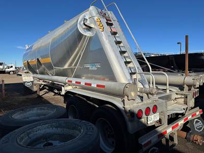 2015 MAC MAC 1050 3 HOPPER PNEUMATIC, AIR RIDE, REAR DISCHA Dry Bulk ...