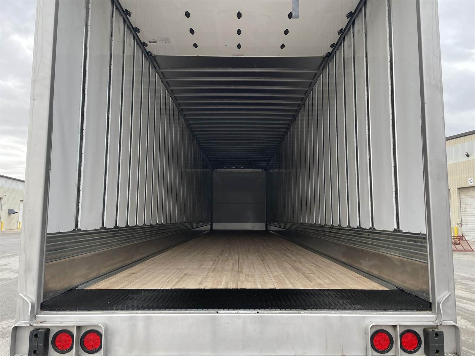 2024 UTILITY 53 ft Dry Van Trailer - Roll up Door, Air Ride, Sliding ...