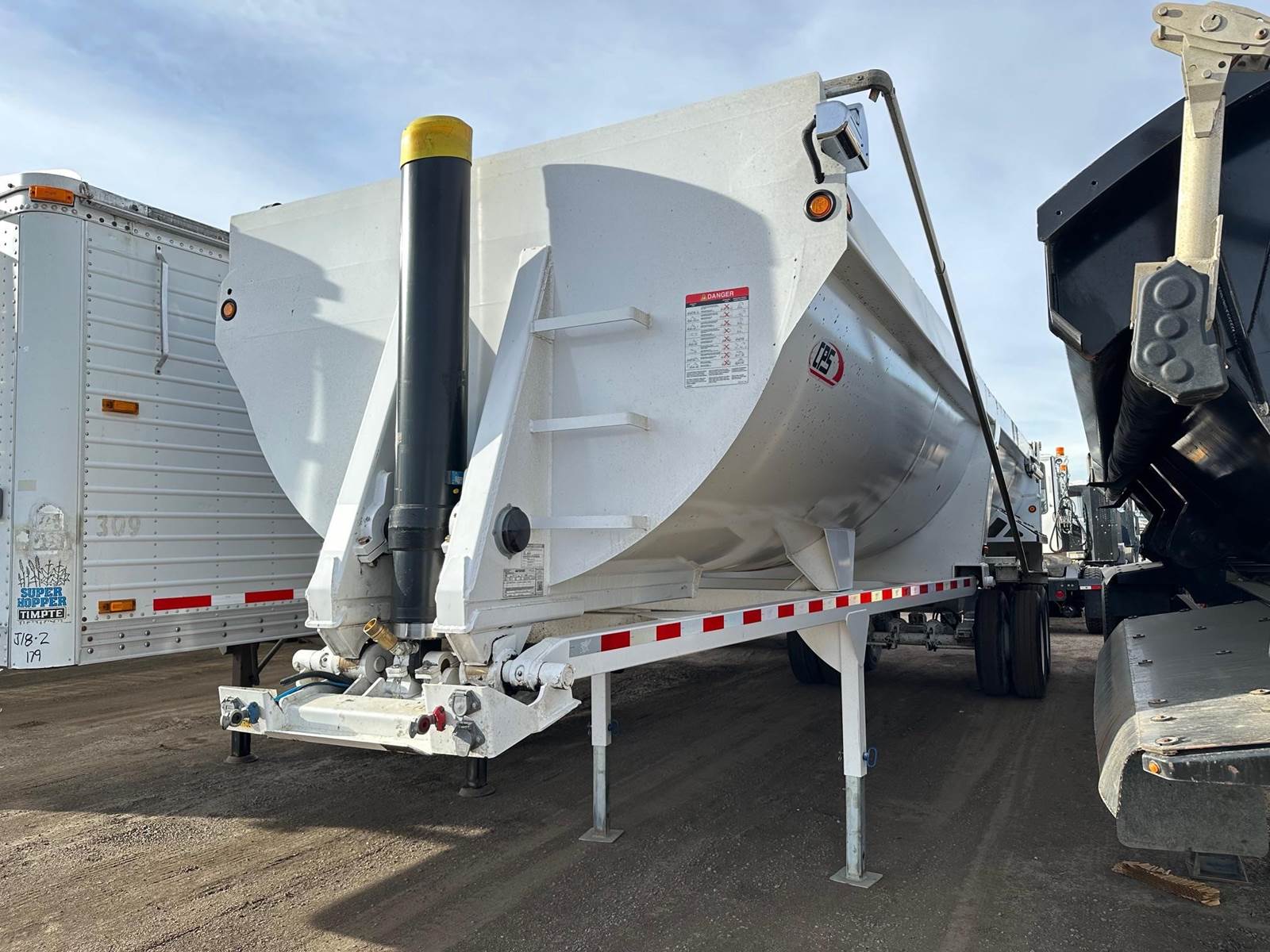 2023 CPS 34 ft Frameless Half Round End Dump Trailer - Tandem Axle ...