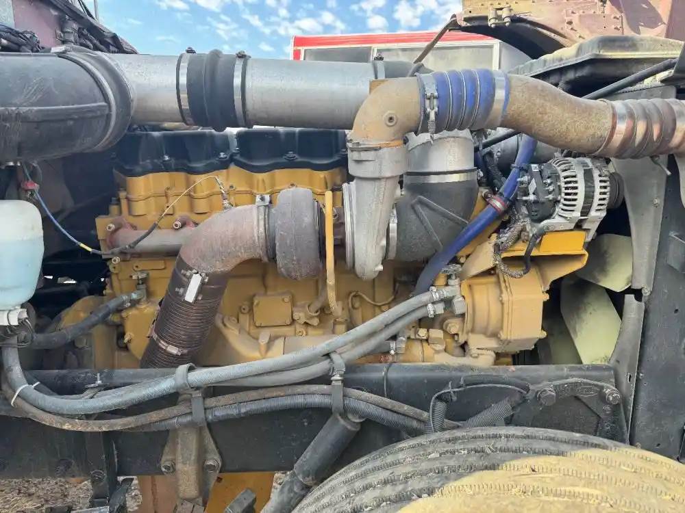 Caterpillar C15 Engine for a 2000 Peterbilt 379 For Sale | Ucon, ID ...