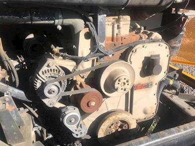 Cummins ISC Engine for a 2005 Blue Bird All American/All Canadian For ...