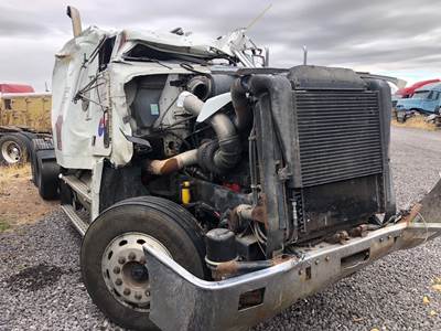 2000 Freightliner FLD120 Salvage Truck For Sale | Ucon, ID | 102318 ...