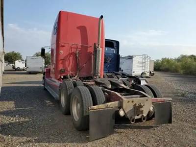 1997 Freightliner FLD120 Salvage Truck For Sale | Ucon, ID | 111124 ...