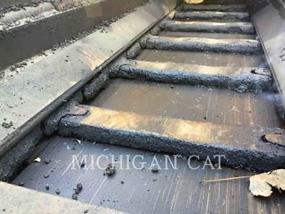 2000 Caterpillar AP-650B Asphalt Paver For Sale, 11,847 Hours | Novi ...