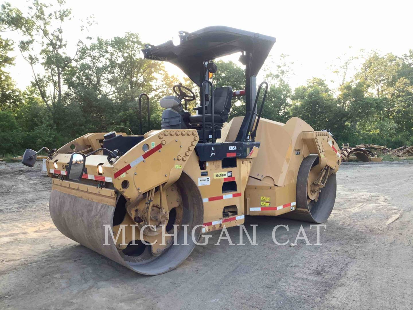 2012 Caterpillar CB54 XW Tandem Vibratory Roller For Sale, 4,241 Hours ...