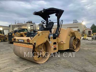 2012 Caterpillar CB64 Smooth Drum Roller Compactor For Sale, 3,790 ...