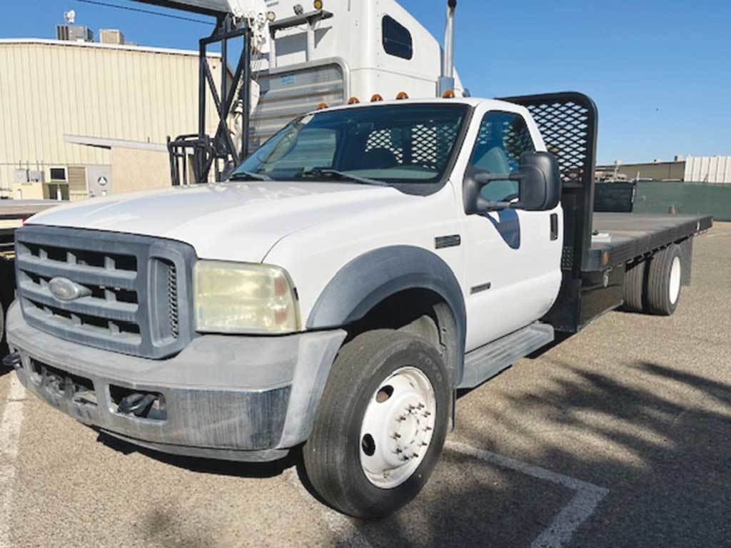 2006 Ford F-550 Super Duty Flatbed Pickup, Day Cab Truck - 465HP For ...
