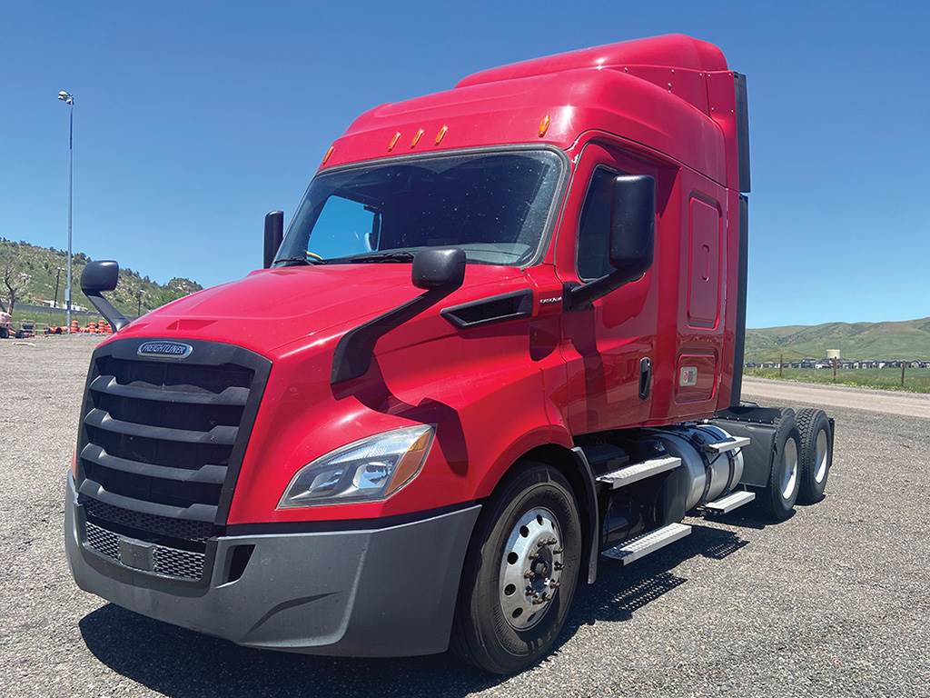 2020 Freightliner Cascadia 116 Sleeper Semi Truck - 48" Mid-Roof Xt ...