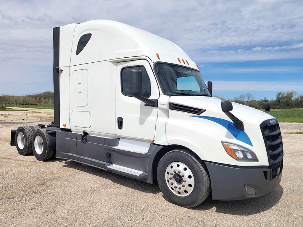 2020 Freightliner Cascadia 126 Sleeper Semi Truck - 72" Raised Roof ...