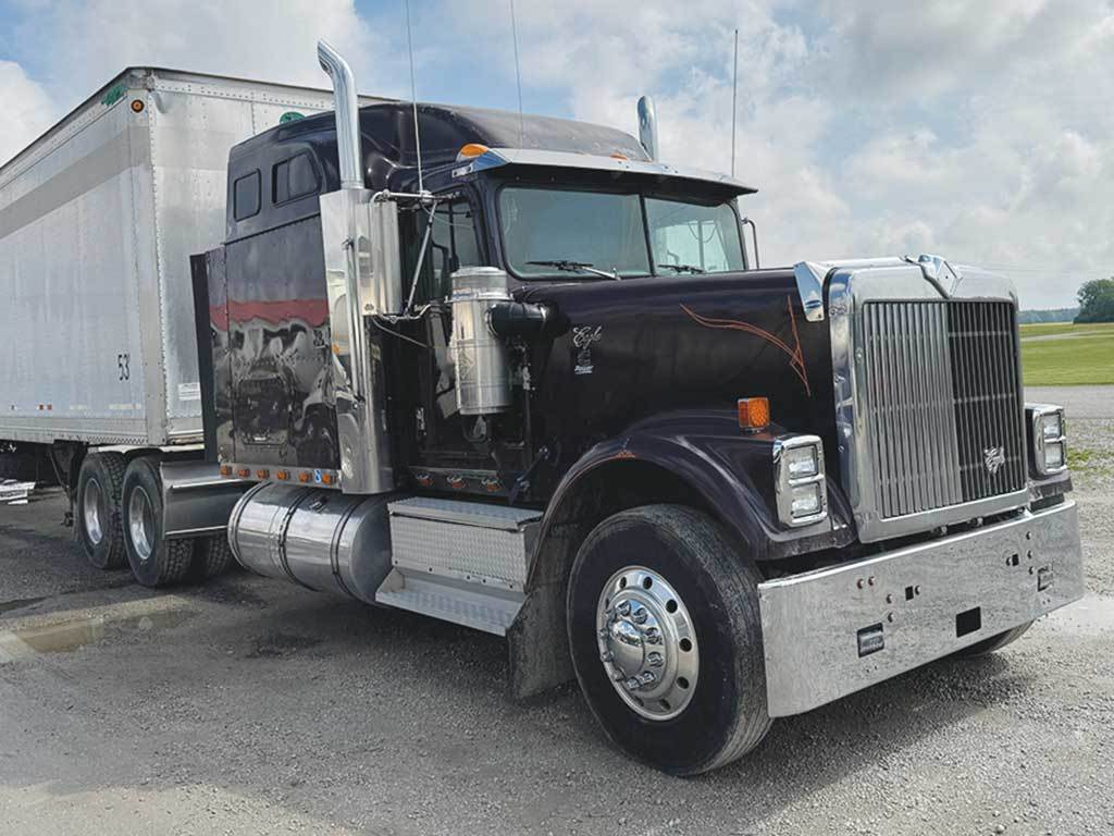 1999 International 9300 EAGLE Sleeper Semi Truck - 72" Hi-Rise Pro ...