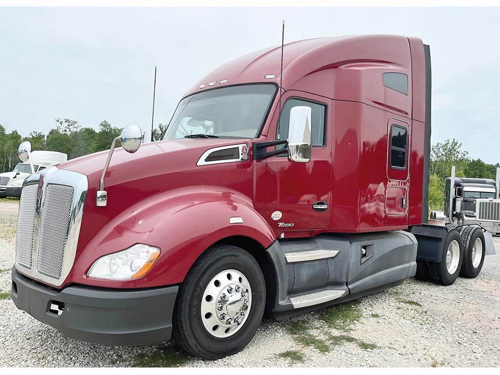 2014 Kenworth T680 Sleeper Semi Truck - 76" High-Roof, Paccar 455HP For ...