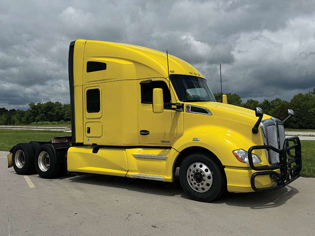 2021 Kenworth T680 Sleeper Semi Truck - 76" High-Roof, Paccar 455HP For ...