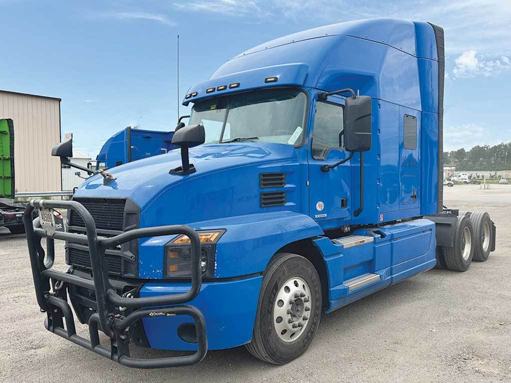 2022 Mack Anthem Sleeper Semi Truck - 70" Stand-Up, MP8 445HP For Sale ...