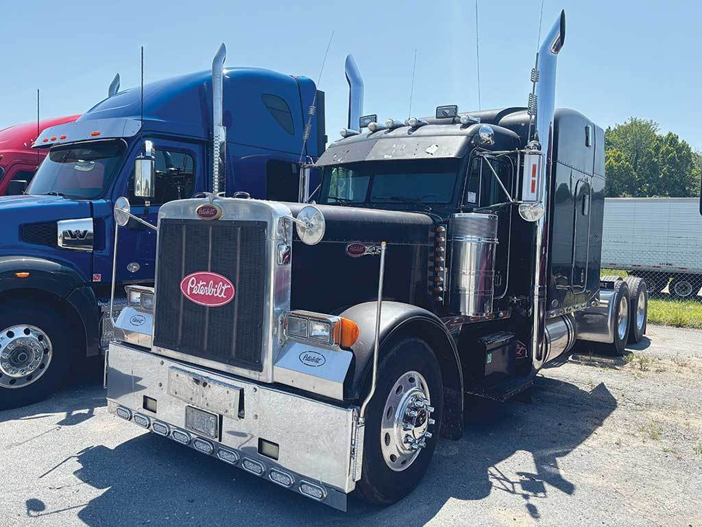 2000 Peterbilt 379EXHD Sleeper Semi Truck - 63" Unibilt Stand-Up, Caterpillar 475HP For Sale ...