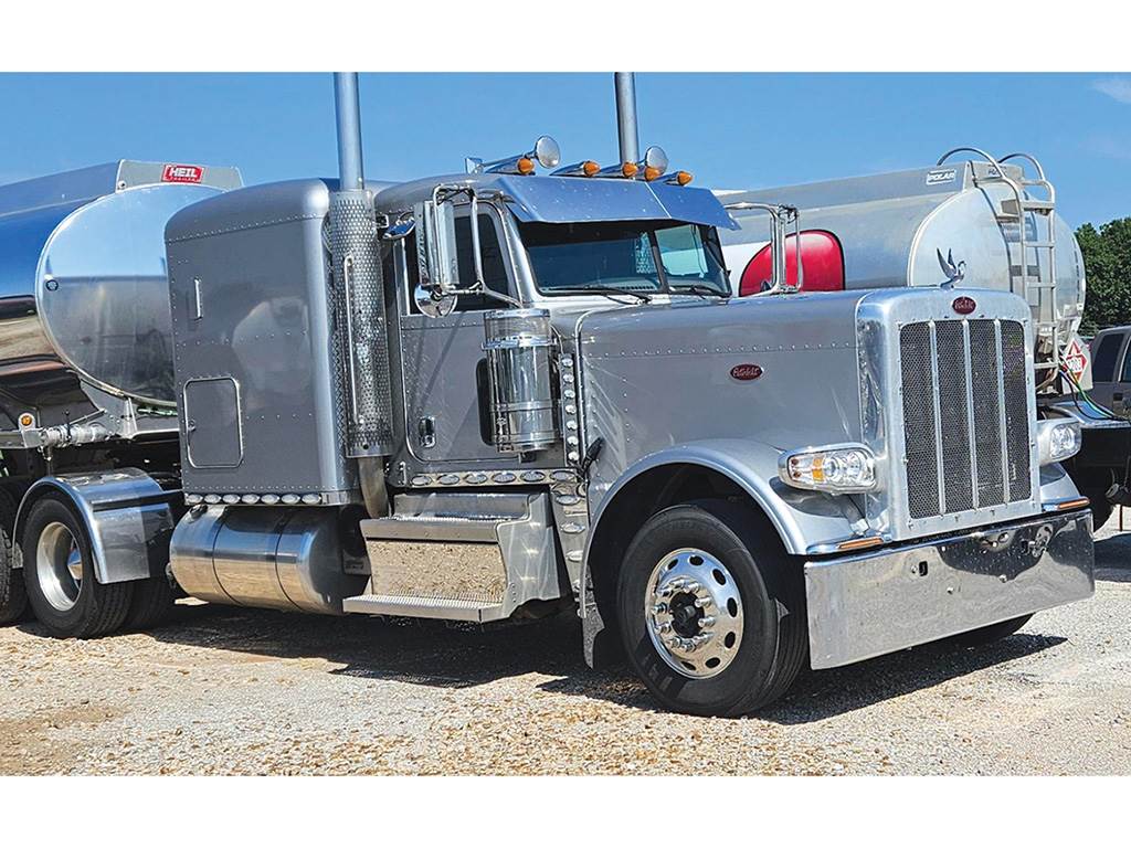 2020 Peterbilt 389EXHD Sleeper Semi Truck - 72" Unibilt Flat-Top ...