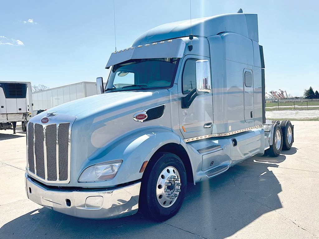 2019 Peterbilt 579 Sleeper Semi Truck - 80" Unibilt High Roof, Paccar ...
