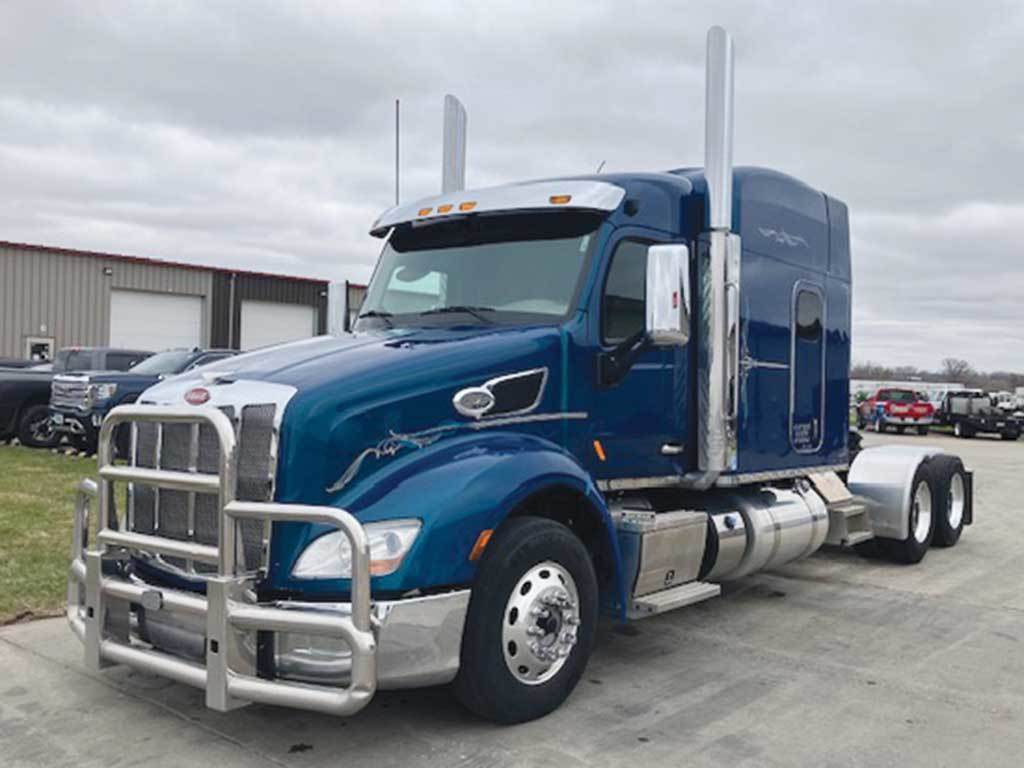 2018 Peterbilt 579 Sleeper Semi Truck - 80" Unibilt High Roof, Cummins ...