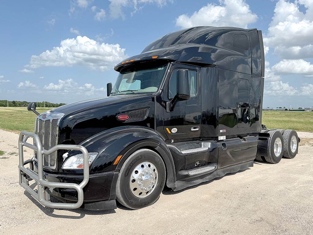 2020 Peterbilt 579 Sleeper Semi Truck - 80" Ultraloft, Cummins 450HP ...