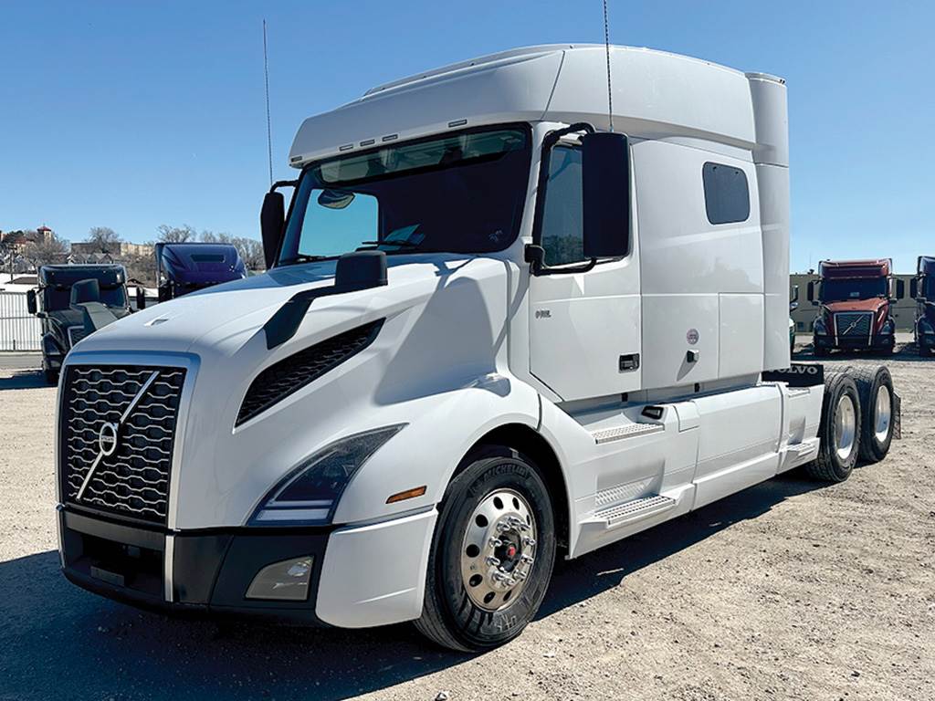 2020 Volvo VNL 740 Sleeper Semi Truck - D13 425HP For Sale | South ...