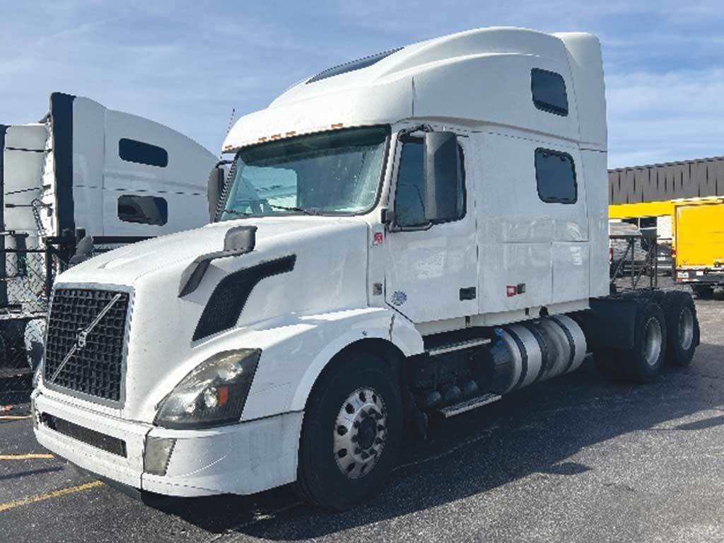 2016 Volvo VNL780 Sleeper Semi Truck - D16 550HP For Sale | Peoria, IL ...