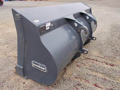 Doosan Bucket For Sale | Central Point, OR | 50308 | MyLittleSalesman.com