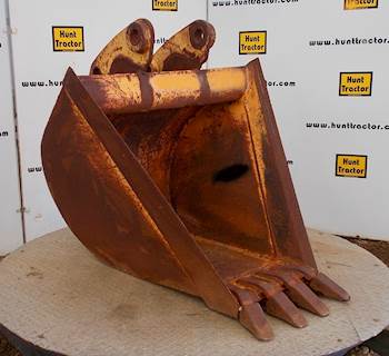 Spade Nose Buckets For Sale | MyLittleSalesman.com