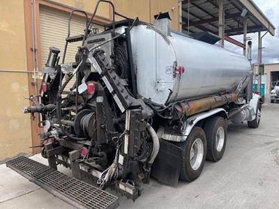 Hot Oil Trucks / Asphalt Distributor Trucks For Sale | MyLittleSalesman.com